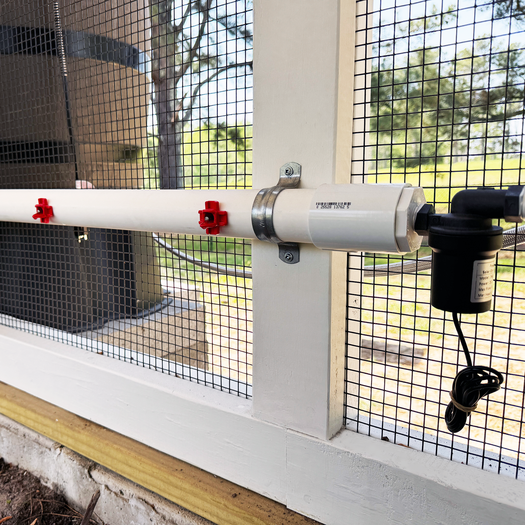 Poultry Watering System: Effortless Hydration Solution